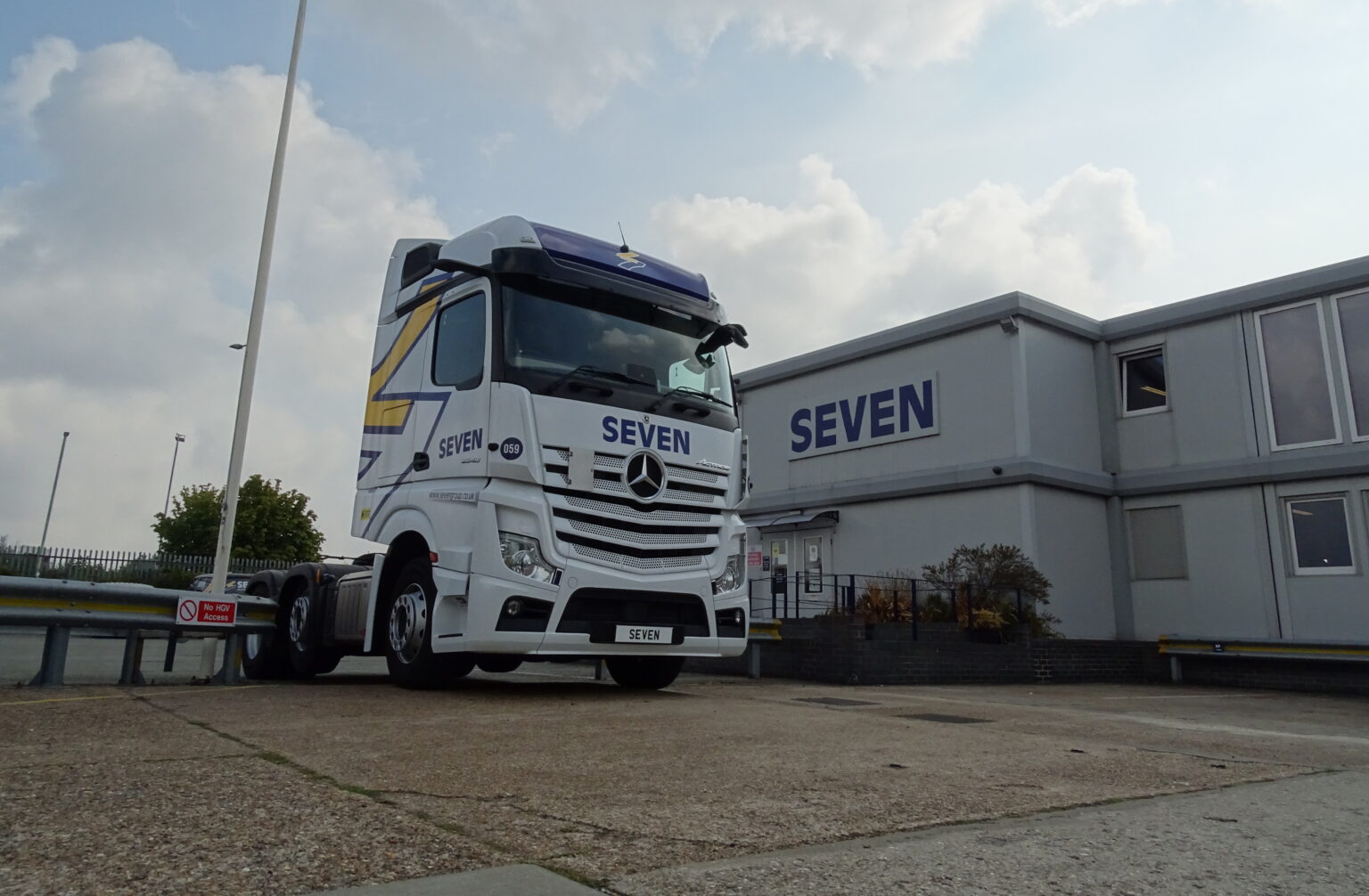 Seven Logistics | Subcontractor & Port Logistics Services